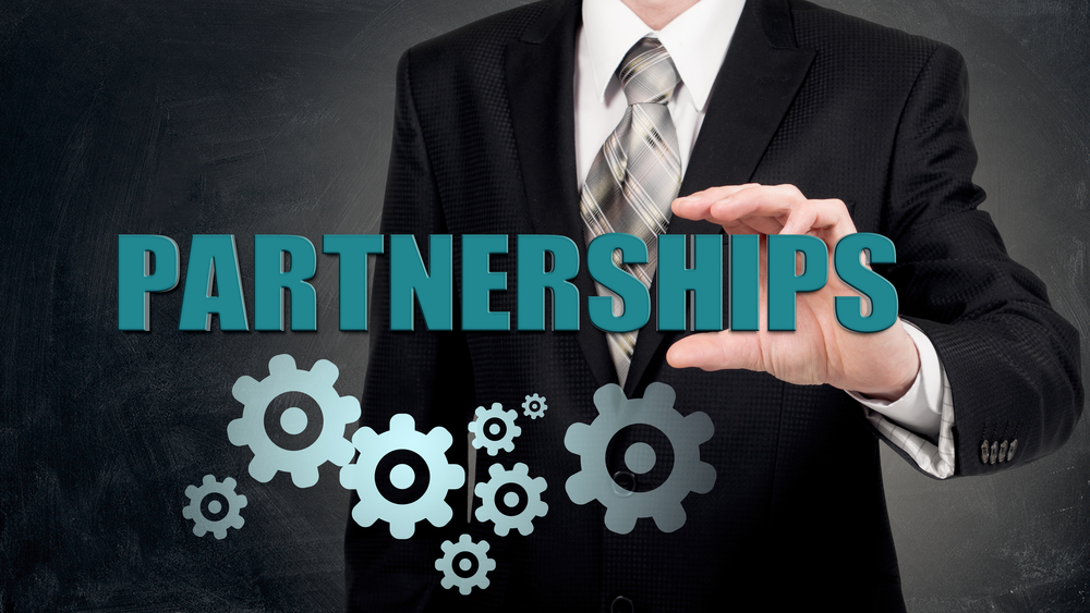 News : Strada Announces Partnership with NiCE CXone
